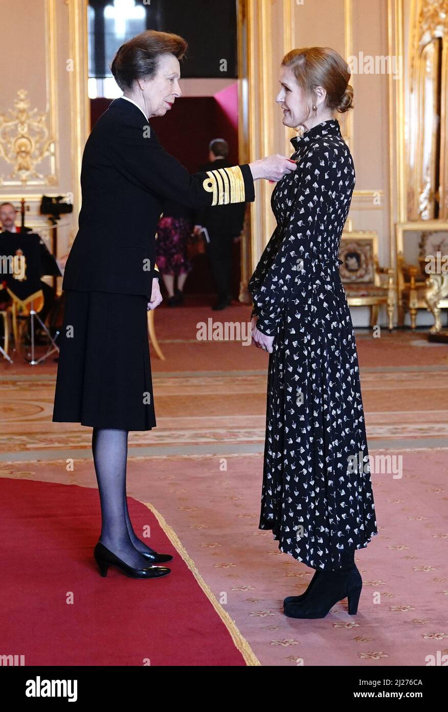 Genevieve Ballard, also known as Alison Moyet, from Hove is made an MBE ...