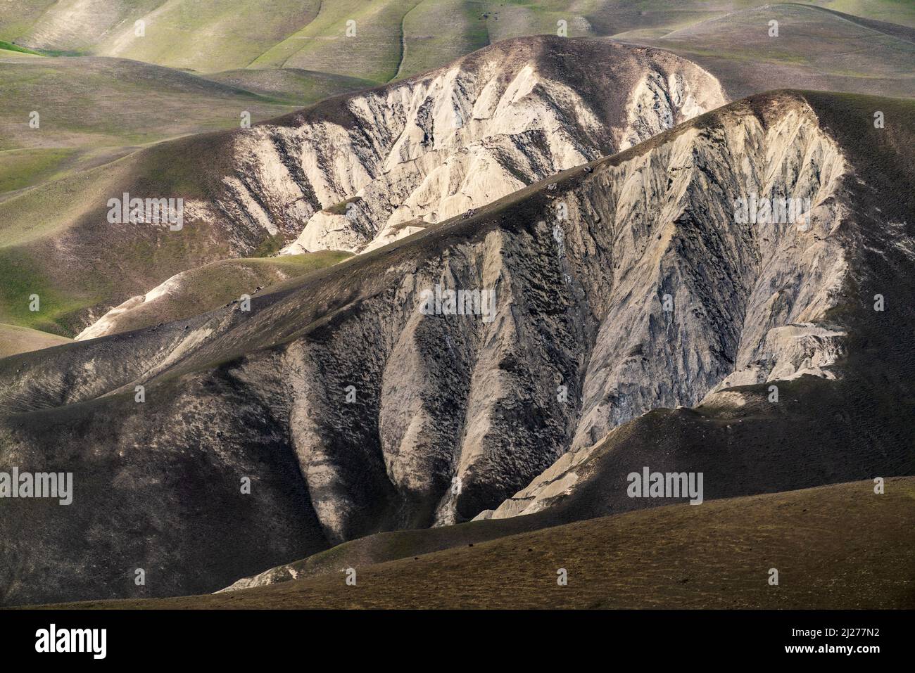 Beautiful slopes of the mountain range Stock Photo - Alamy