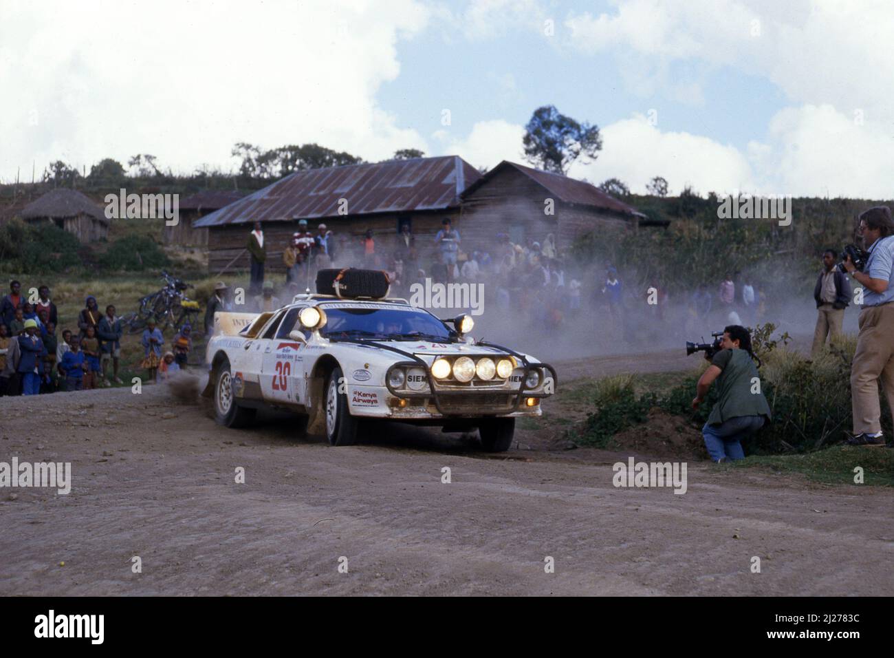 Greg Criticos (EAK) Marzio Kravos (EAK) Lancia Rally 037 GrB Lancia ...