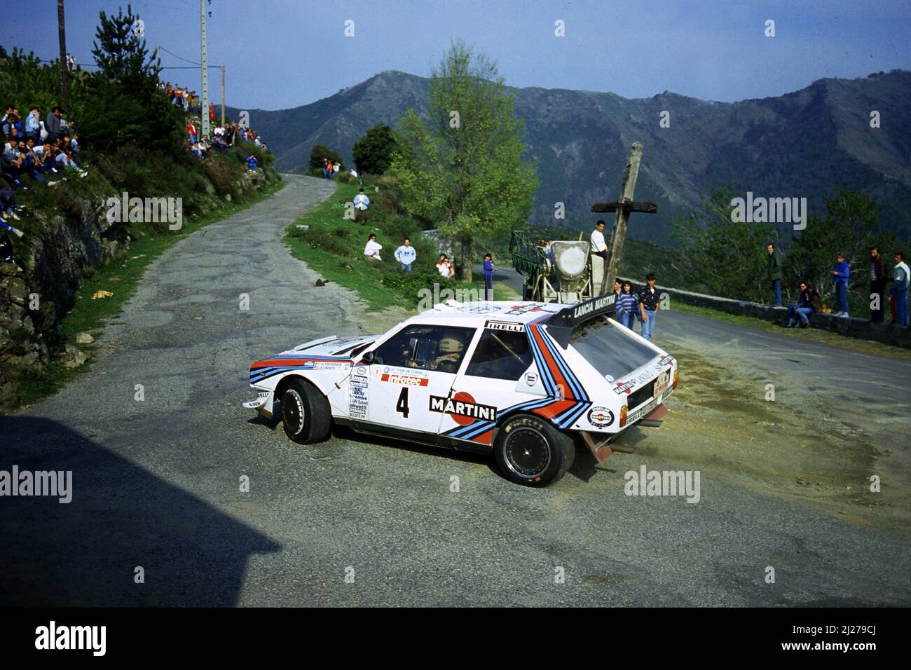 Henri Toivonen (FIN) Sergio Cresto (USA) Lancia Delta S4 GrB Martini ...