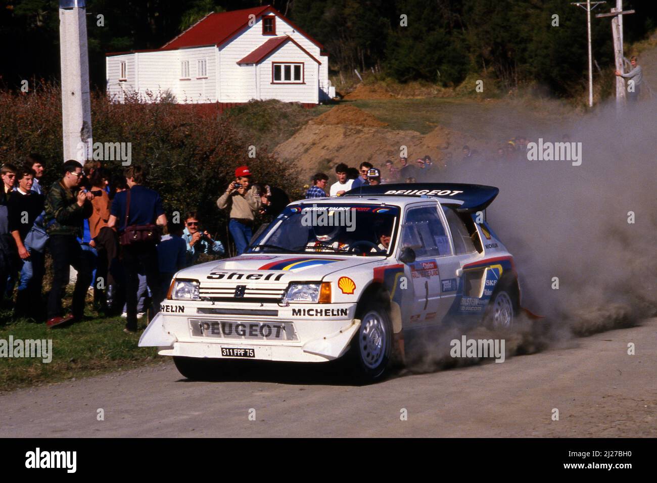 Timo Salonen (FIN) Seppo Harjanne (FIN) Peugeot 205 T16 E2 GrB Peugeot ...