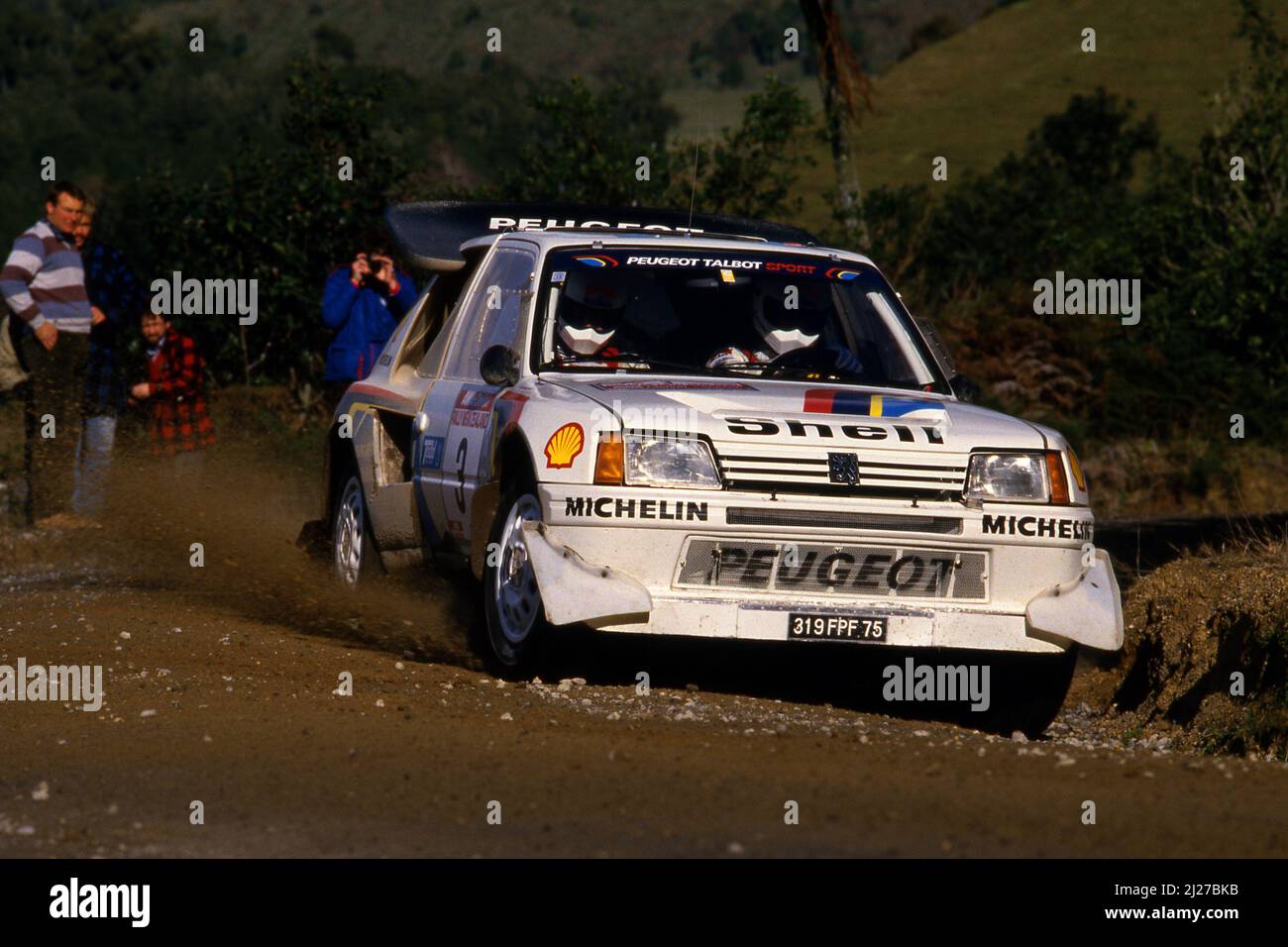 Juha Kankkunen (FIN) Juha Piironen (FIN) Peugeot 205 T16 E2 GrB Peugeot ...