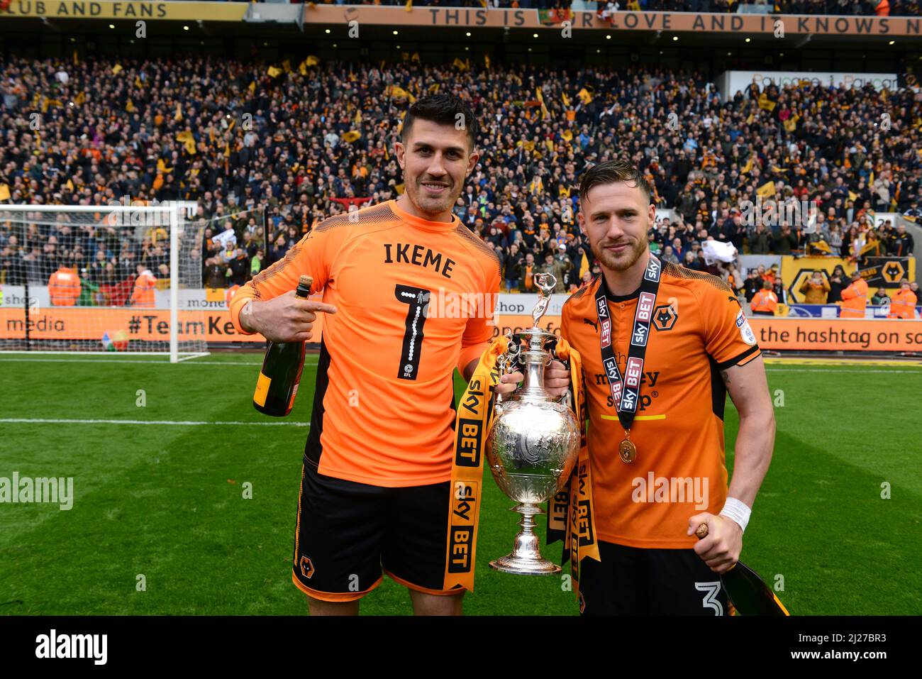 Danny batth and wolves hi-res stock photography and images - Alamy