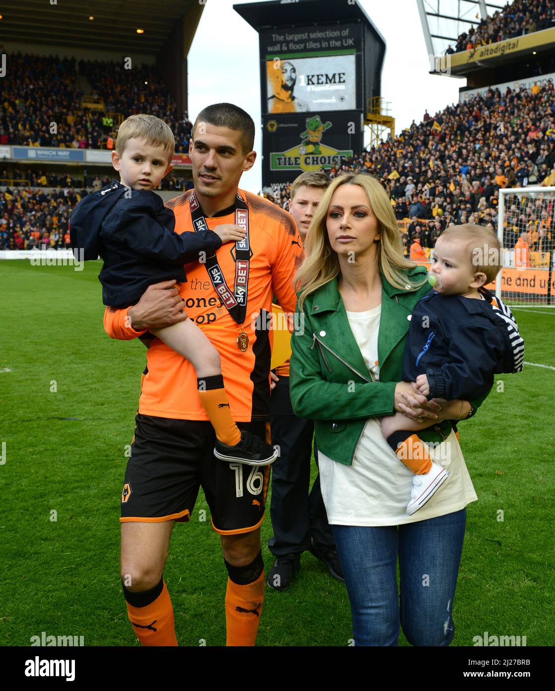 Conor coady celebrate hi-res stock photography and images - Alamy