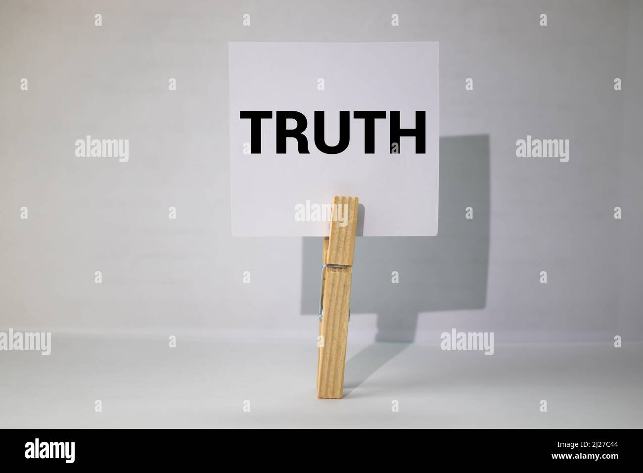 The word Truth concept on paper background Stock Photo - Alamy