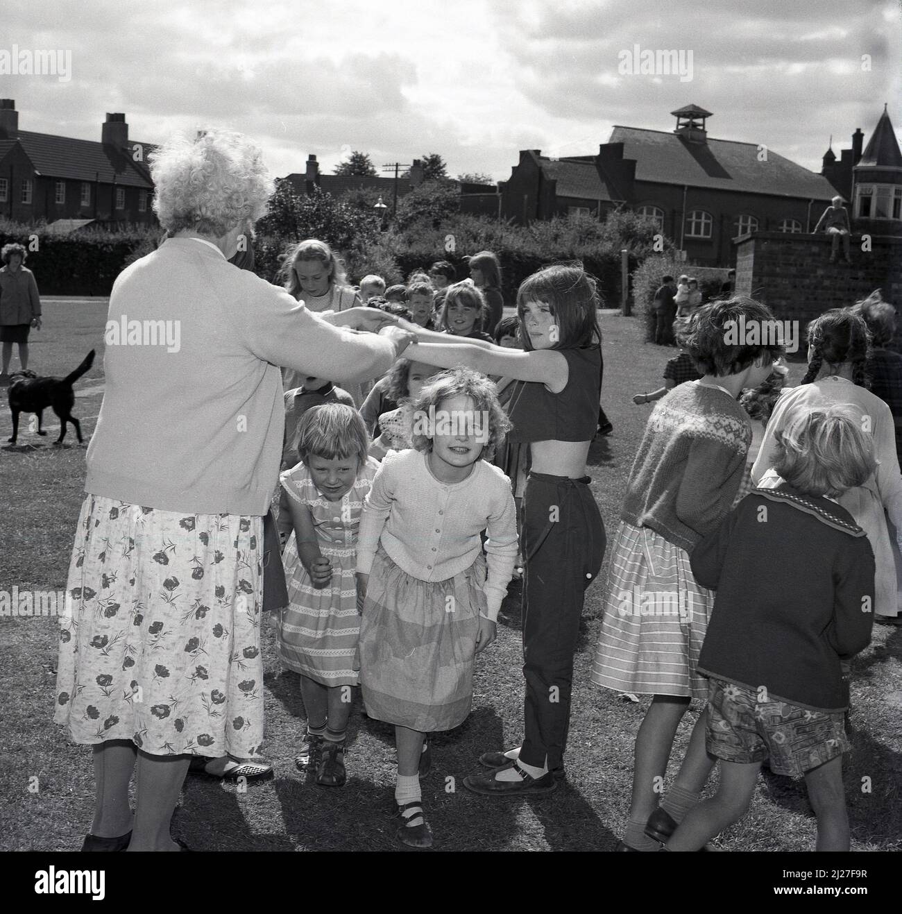 Young chlldren hi-res stock photography and images - Alamy