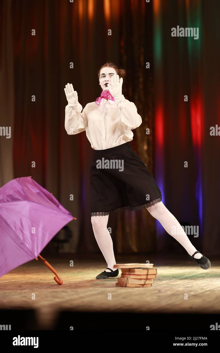 Actress girls clowns show performance on stage Stock Photo - Alamy