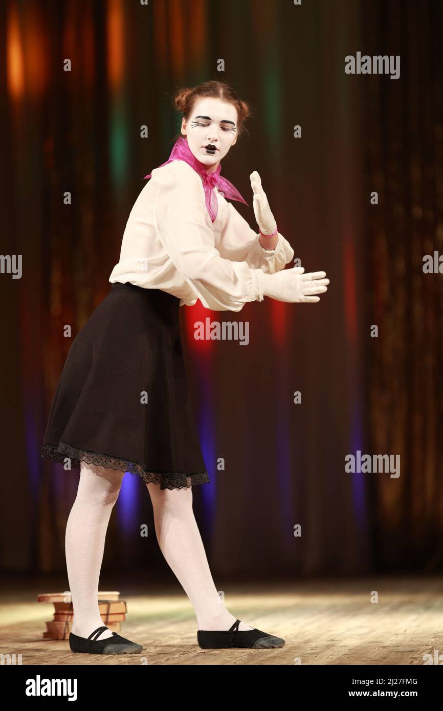 Actress girls clowns show performance on stage Stock Photo - Alamy