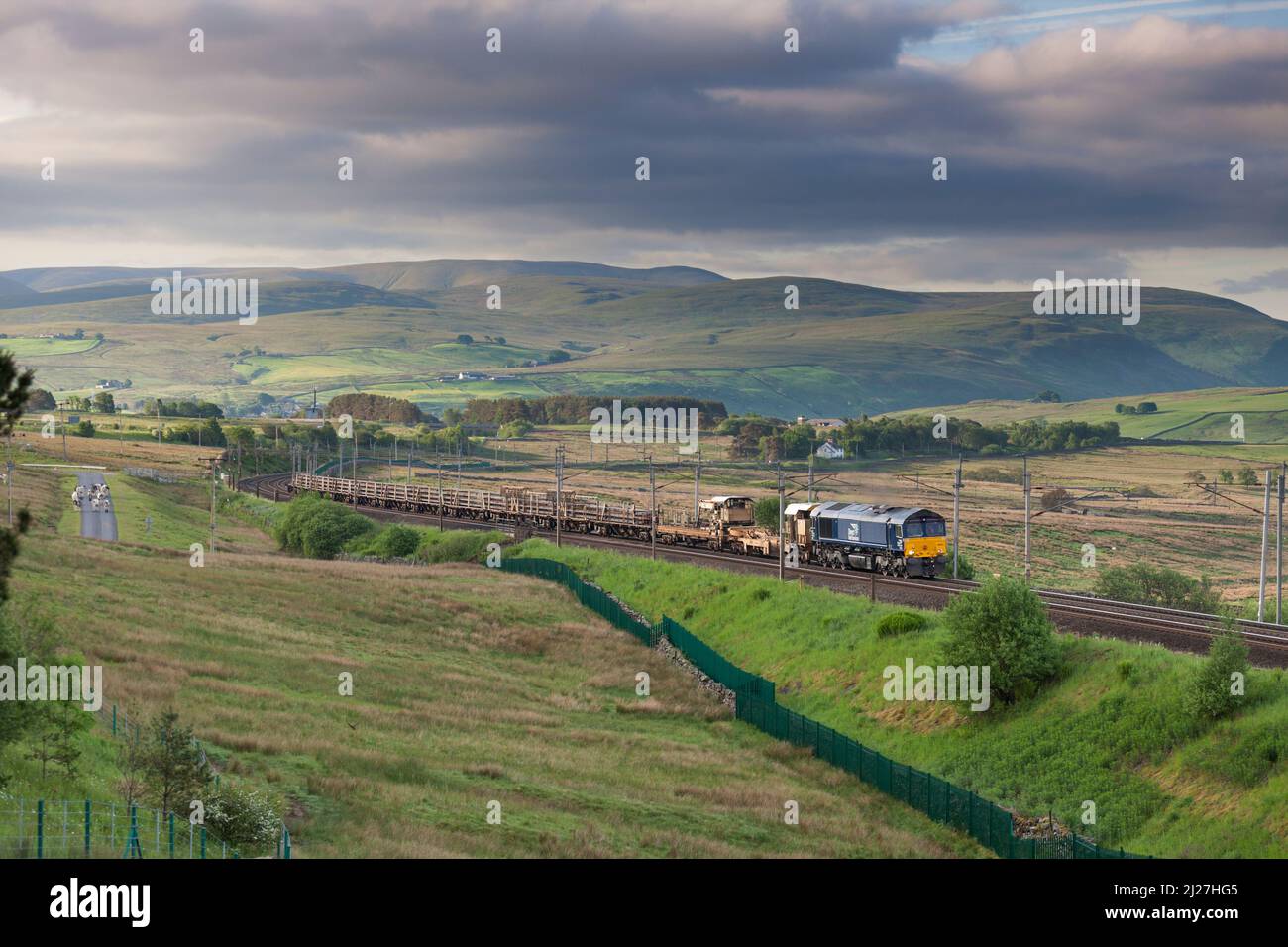 Direct Rail Services class 66 diesel locomotive hauling a freight train ...