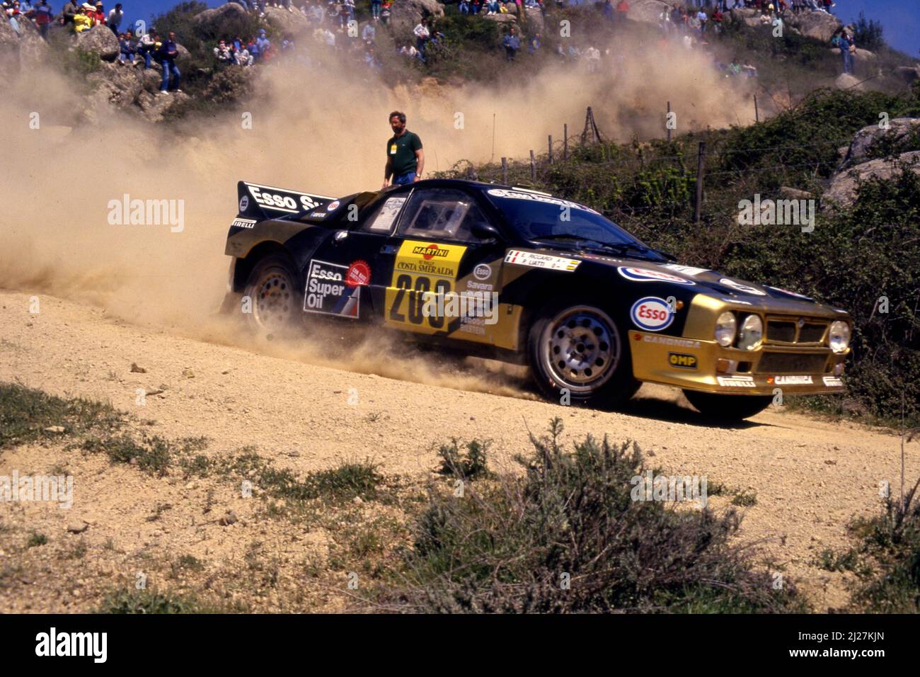 Piero Liatti (ITA) Enrico Riccardi (ITA) Lancia Rally 037 GrB Grifone ...