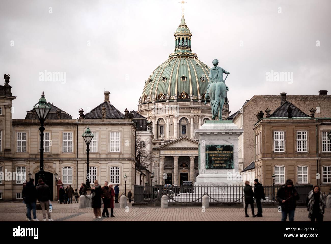 Pictures of Amalienborg Palace, official Royal residence, and ...