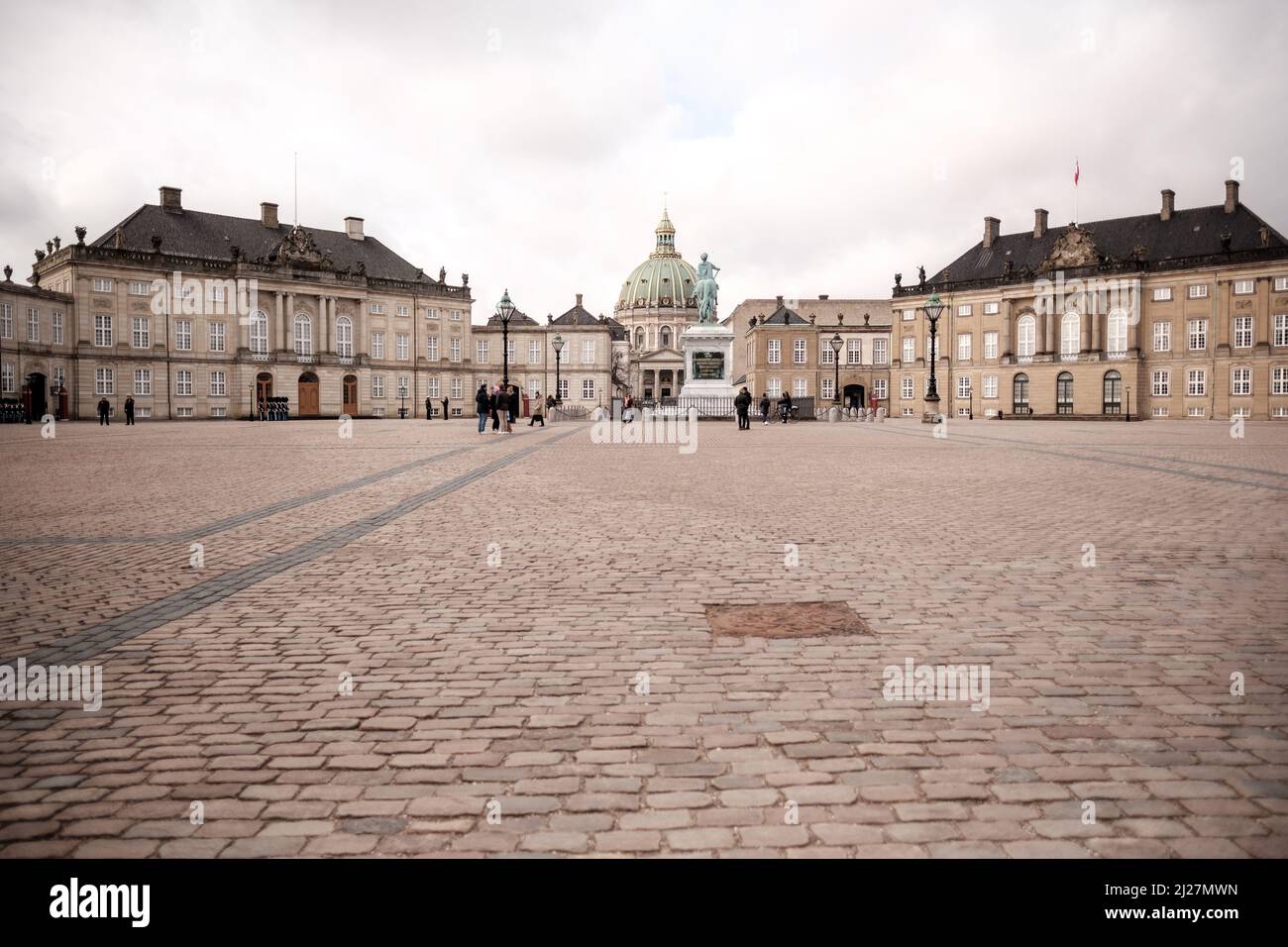 Pictures of Amalienborg Palace, official Royal residence, and ...