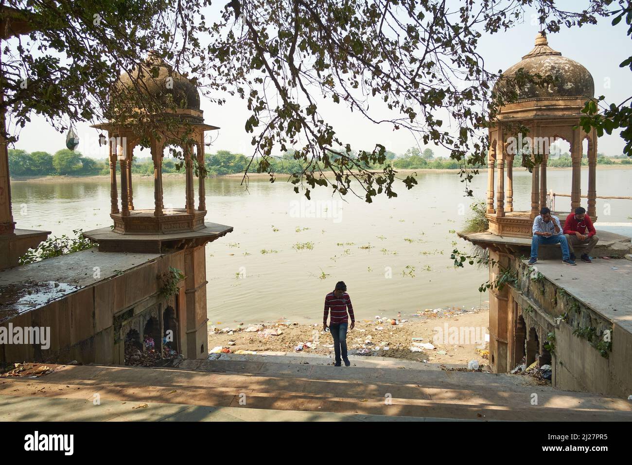 At the kailash Mandir Ghat in Agra, India Stock Photo - Alamy