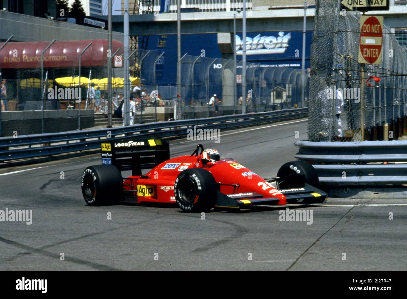 Gerhard Berger (USA) Ferrari F187 Stock Photo - Alamy
