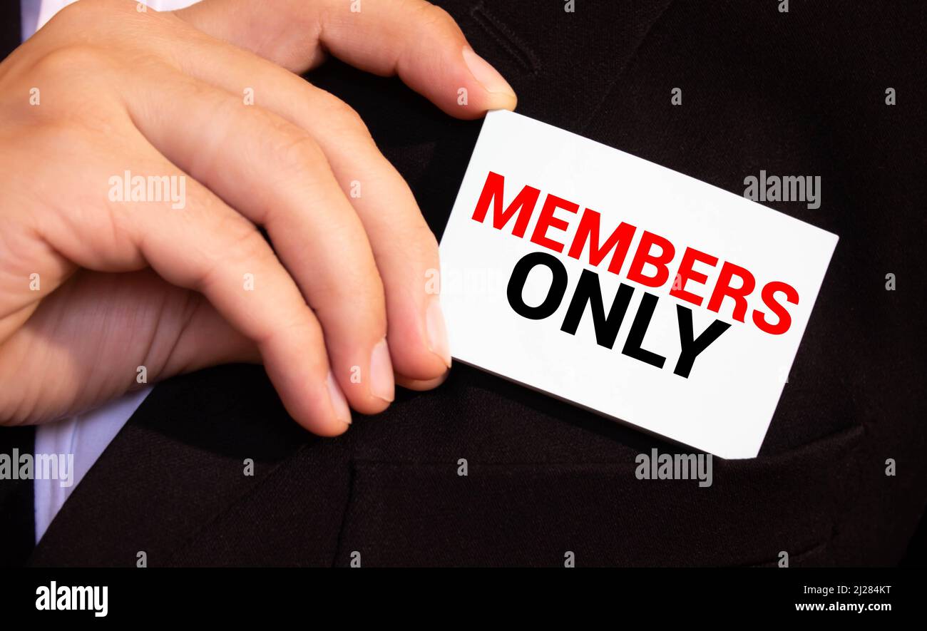 Members only text message hi-res stock photography and images - Alamy