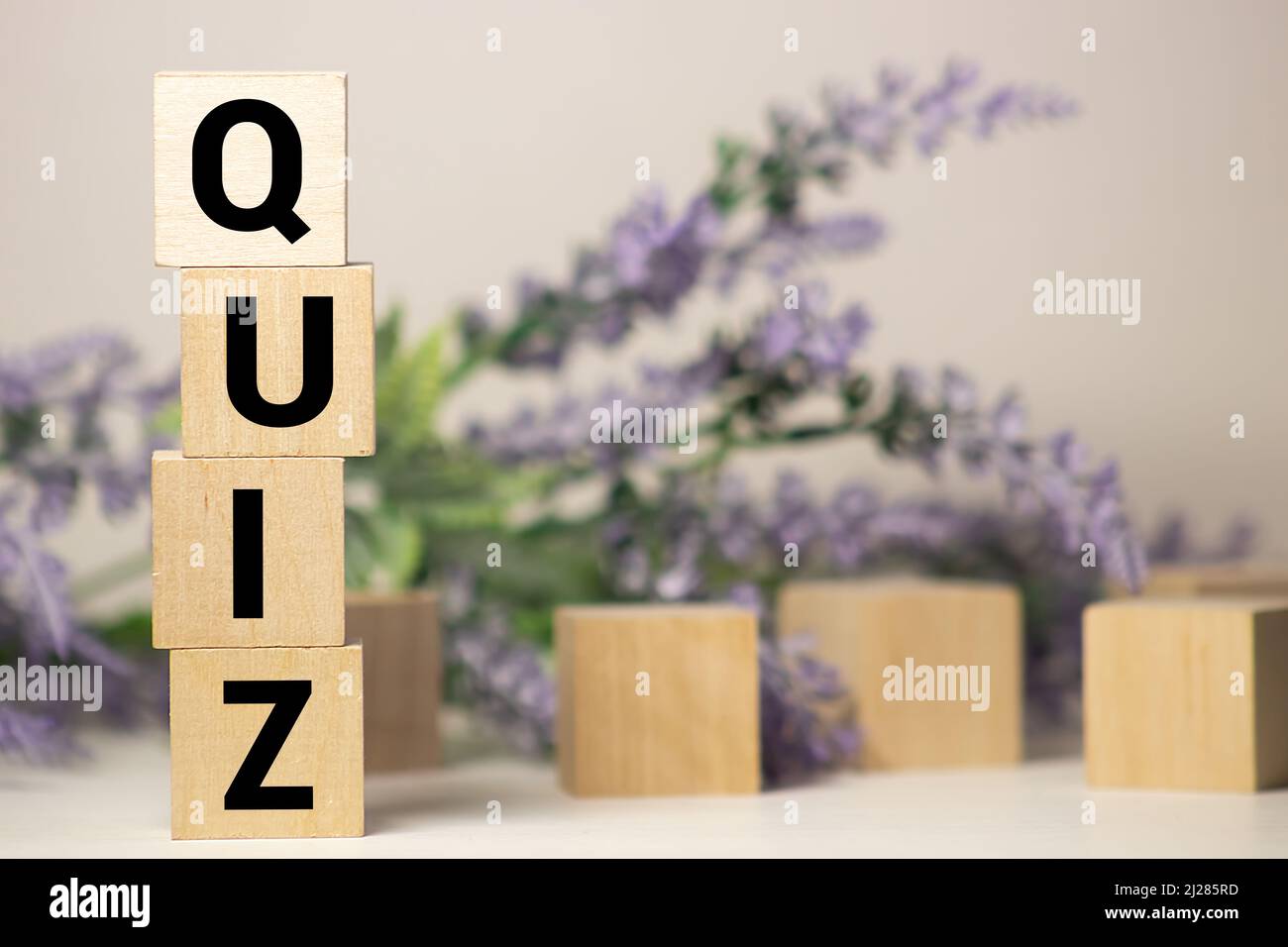 Quiz sign hi-res stock photography and images - Alamy