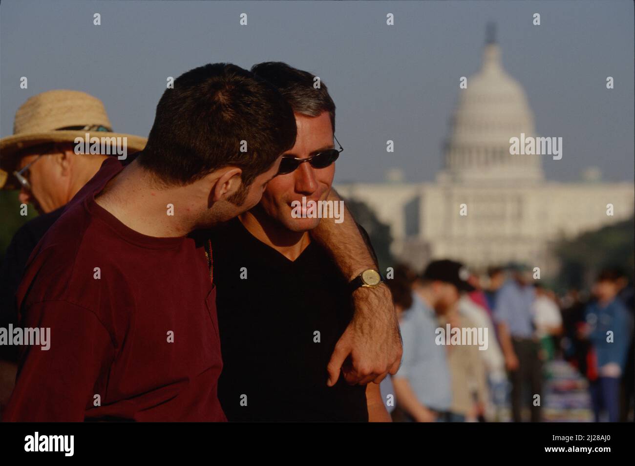 Aids quilt washington monument hi-res stock photography and images - Alamy
