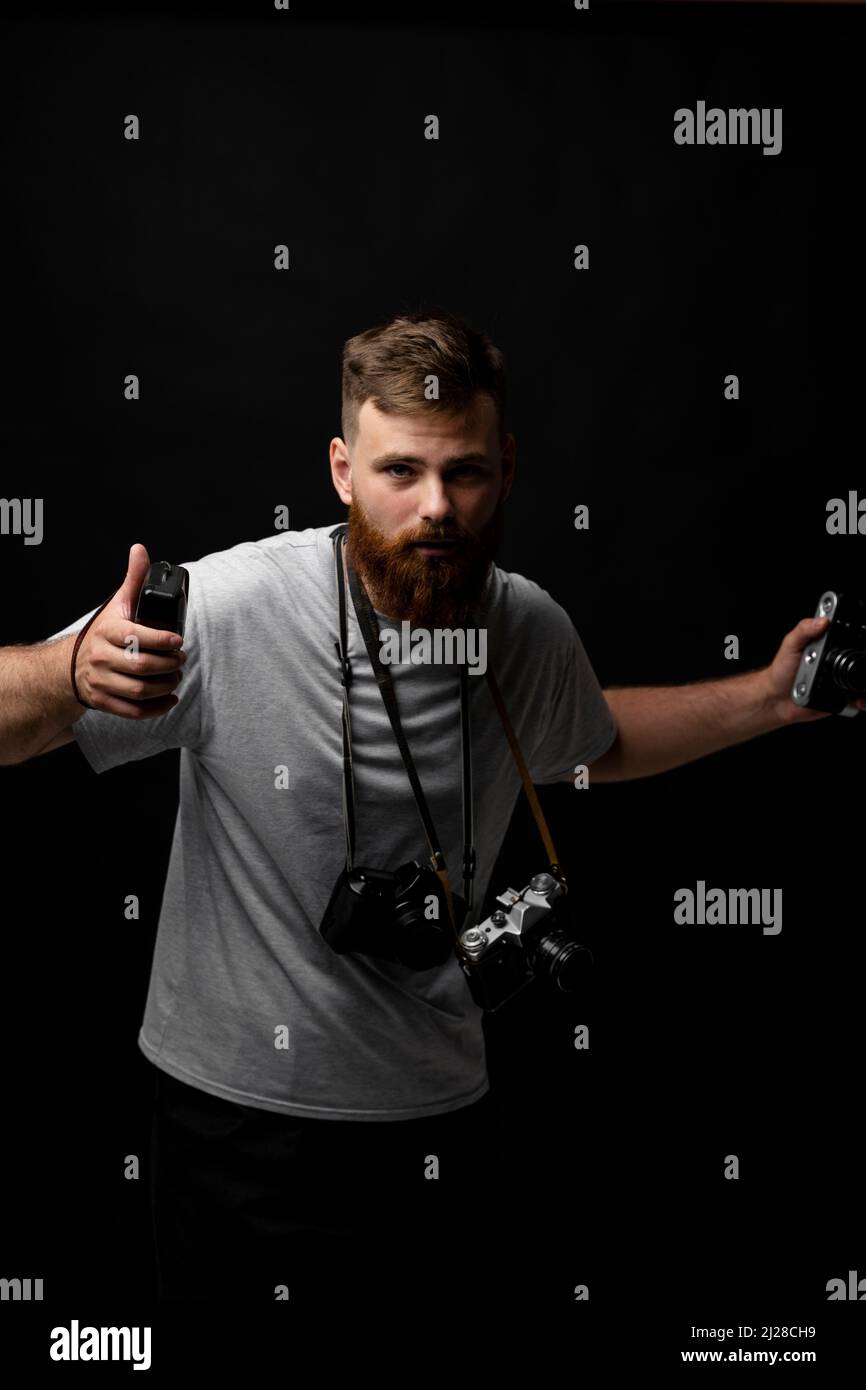 Vintage paparazzi cameras hi-res stock photography and images - Alamy