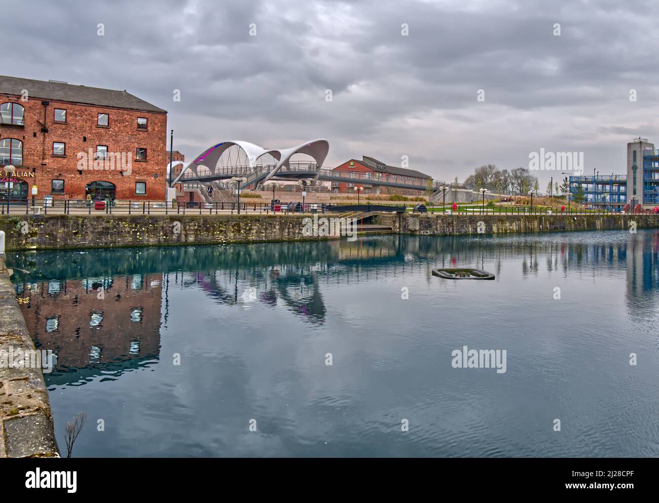 Images of Hull and its architecture in East Riding, Yorkshire, England ...