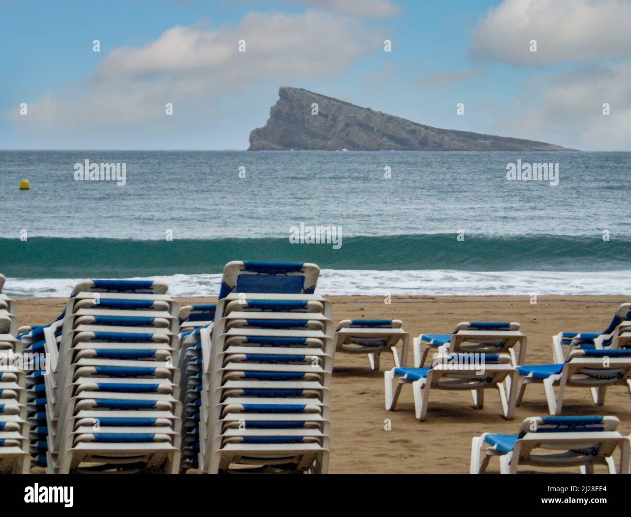 Slow exposure coastal art photography of Benidorm Island, L'illa de ...