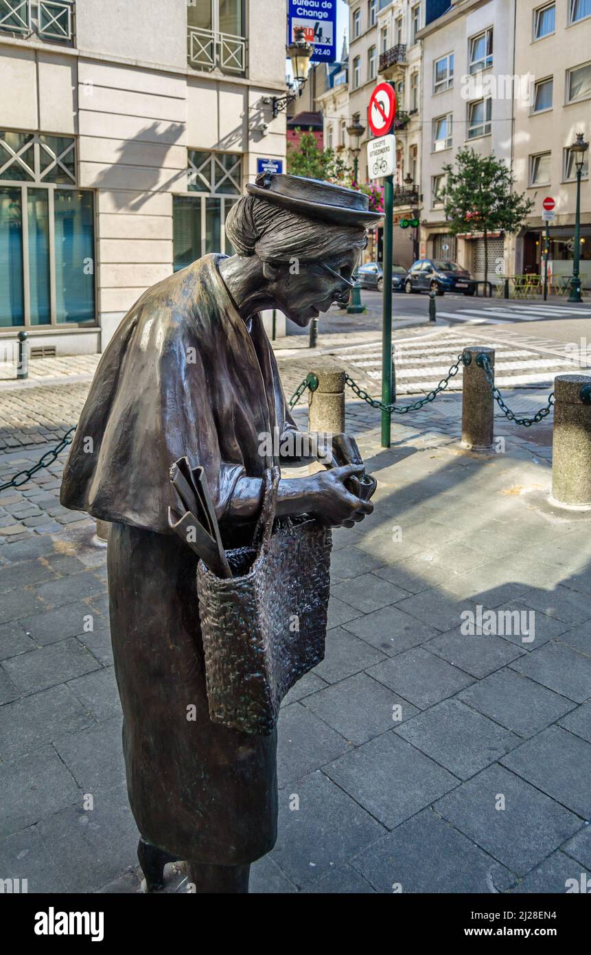 BRUSSELS, BELGIUM - AUGUST 21, 2013: Street sculpture "Madame Chapeau ...