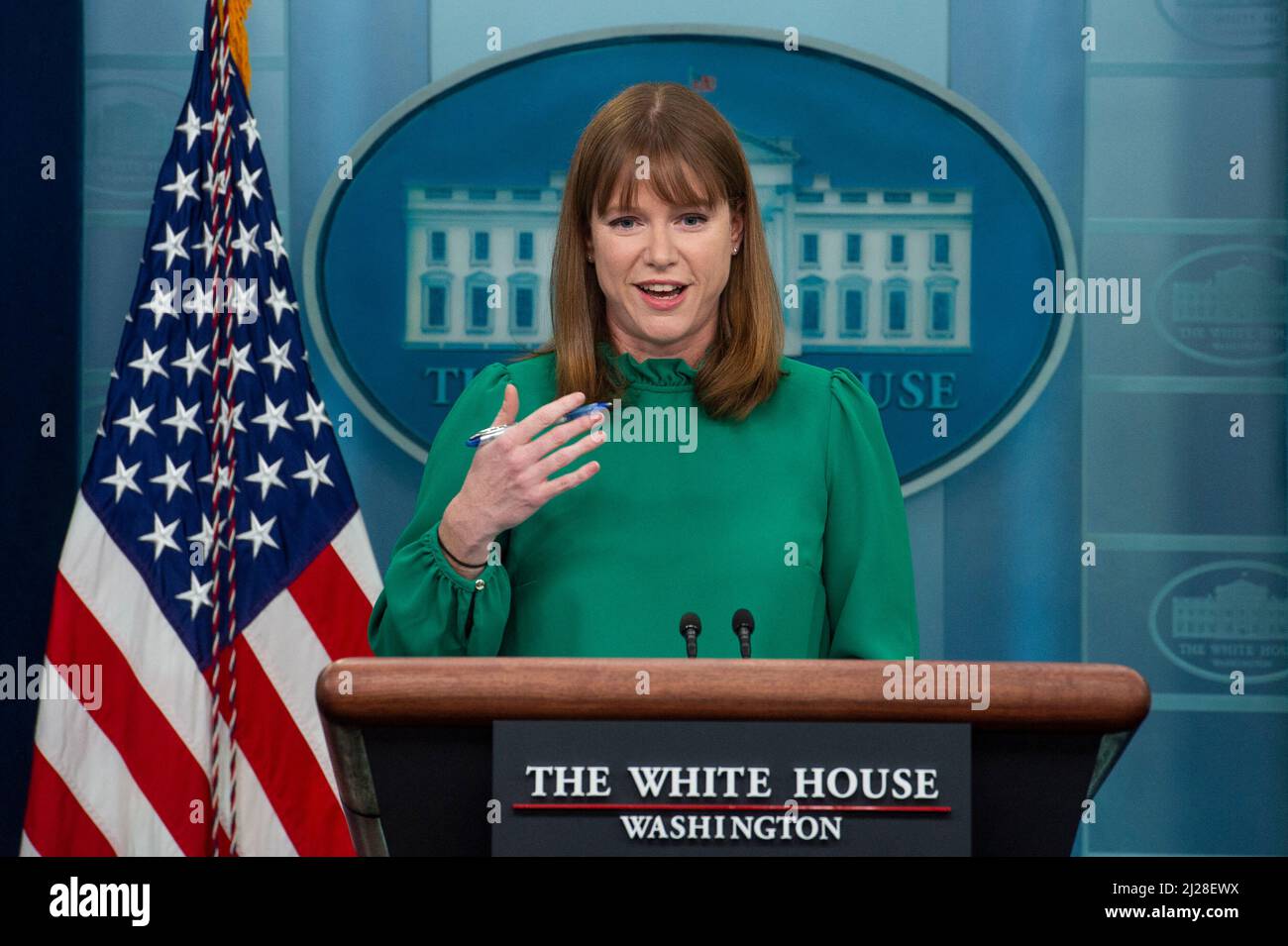 Kate bedingfield white house hi-res stock photography and images - Alamy