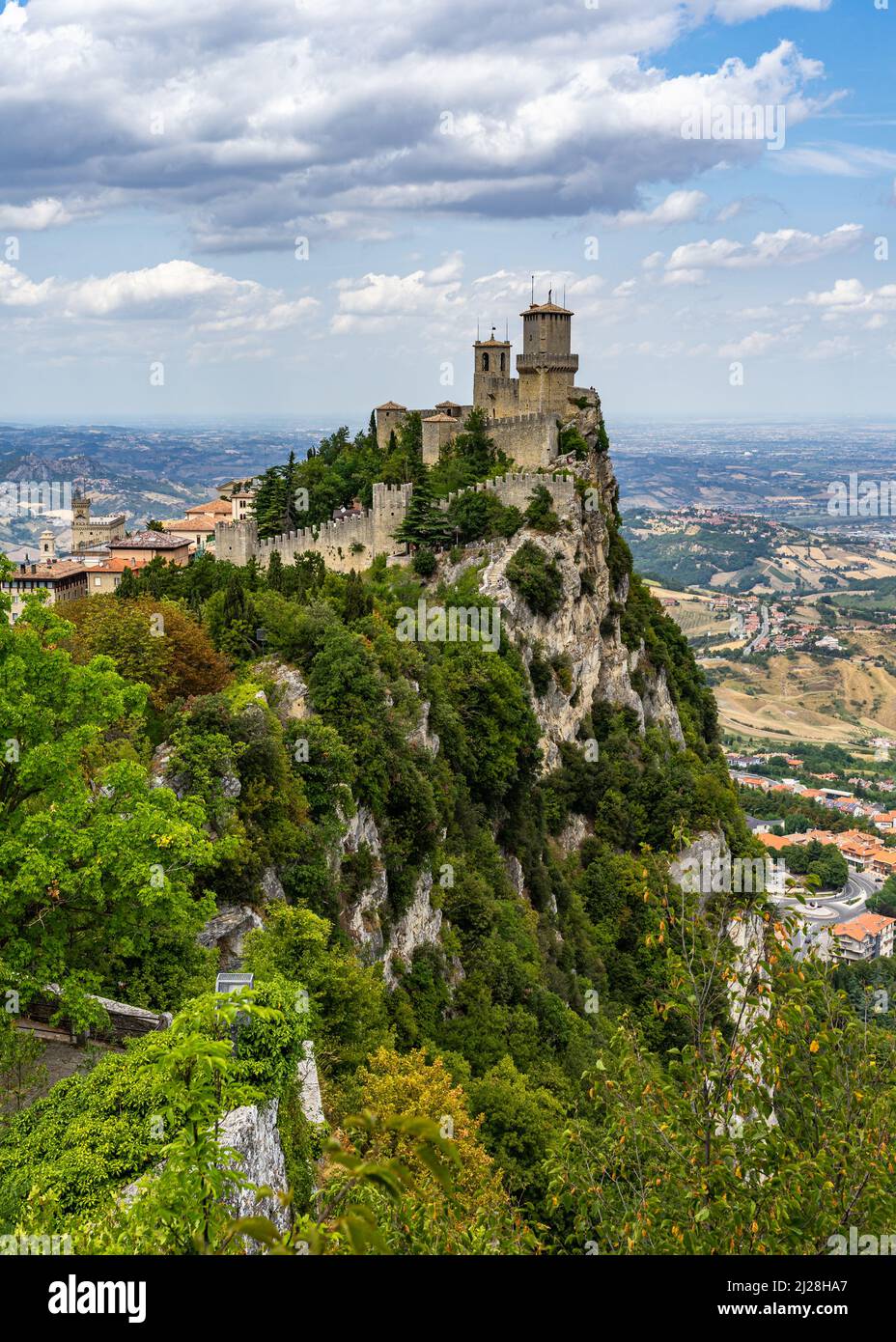 A scenic vertical shot of the Guaita tower at the Republic of San ...