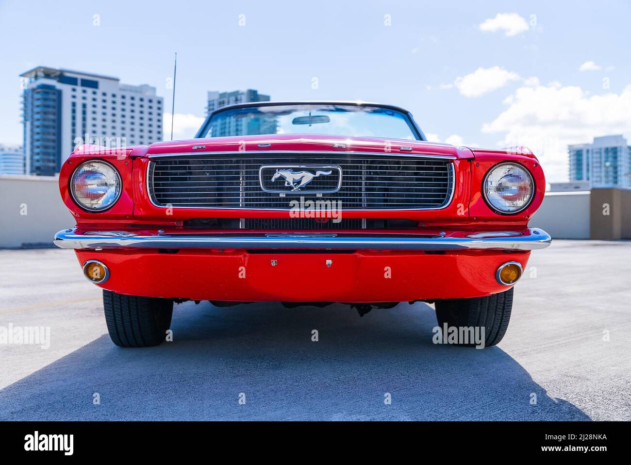 1966 mustang race car hi-res stock photography and images - Alamy