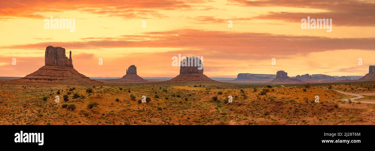 Mitten buttes hi-res stock photography and images - Alamy