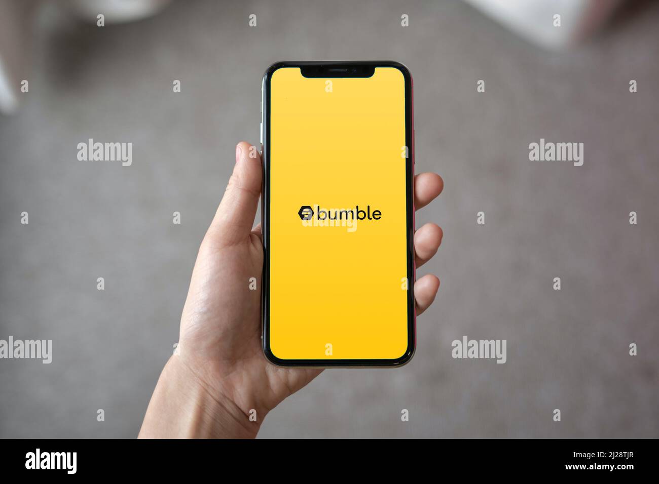 Dating network bumble hi-res stock photography and images - Alamy
