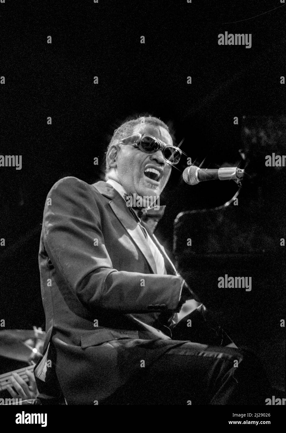 Ray Charles performing at the 1982 Capital Radio Jazz Festival in ...