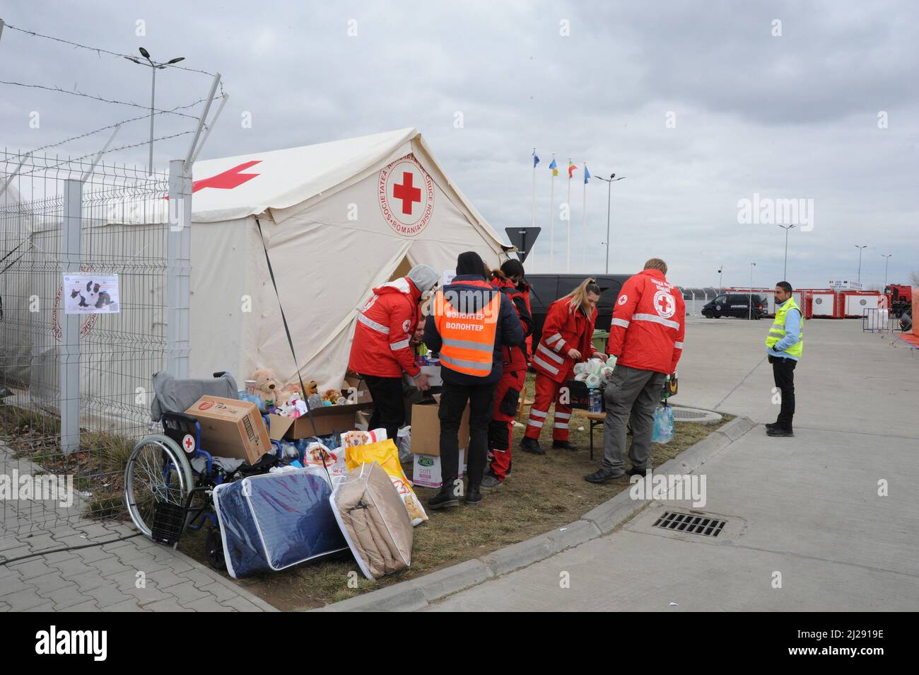 Isaccea border post - romania. refugees welcome ukraine Stock Photo - Alamy