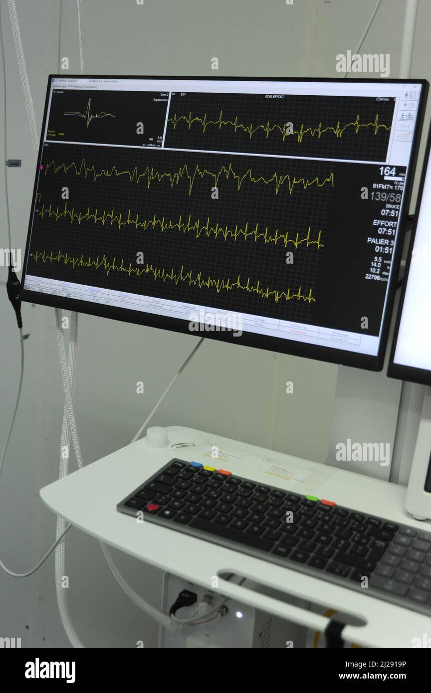 Stress test ecg ekg hi-res stock photography and images - Alamy