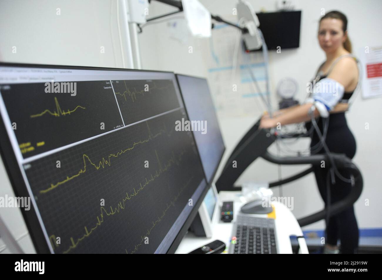 Stress ecg test hi-res stock photography and images - Alamy