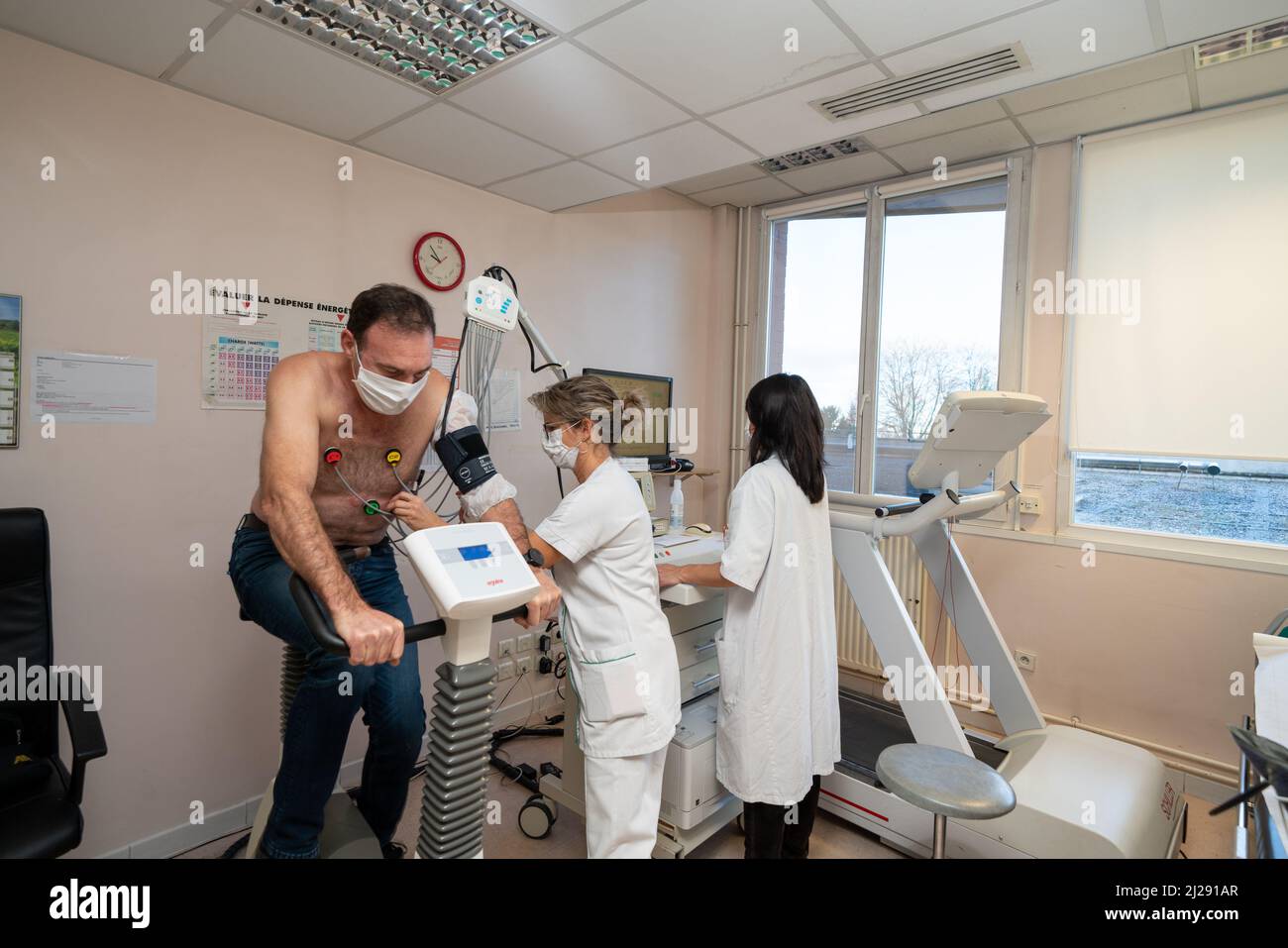 Respiration test hi-res stock photography and images - Alamy