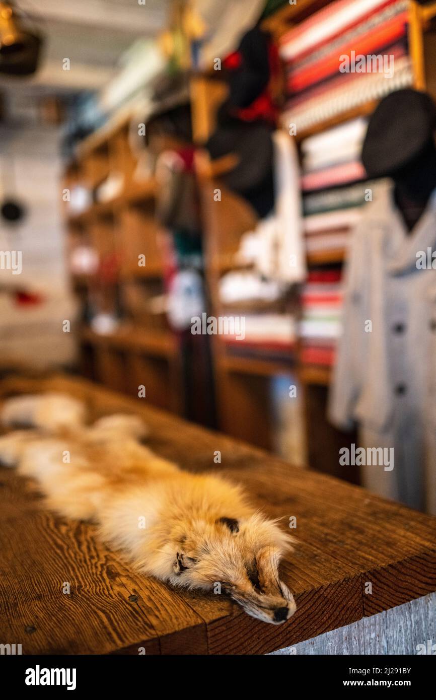 Fur trading museum hi-res stock photography and images - Alamy