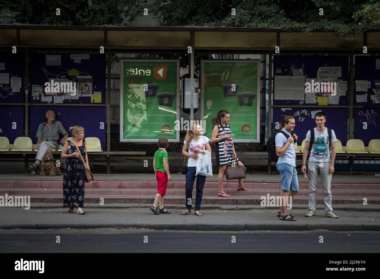 Crowd people waiting buses bus hi-res stock photography and images - Alamy