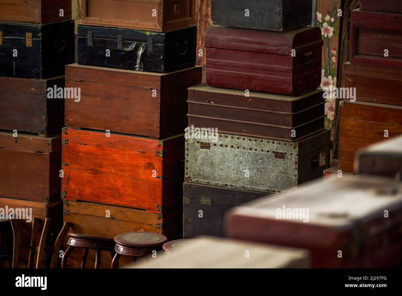 Pretty box open and closed hi-res stock photography and images - Alamy