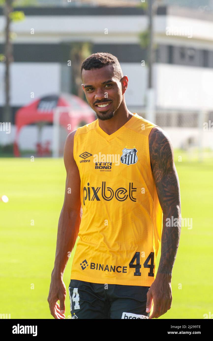 SP - Santos - 03/30/2022 - SANTOS FC, TRAINING - Lucas Pires Santos ...