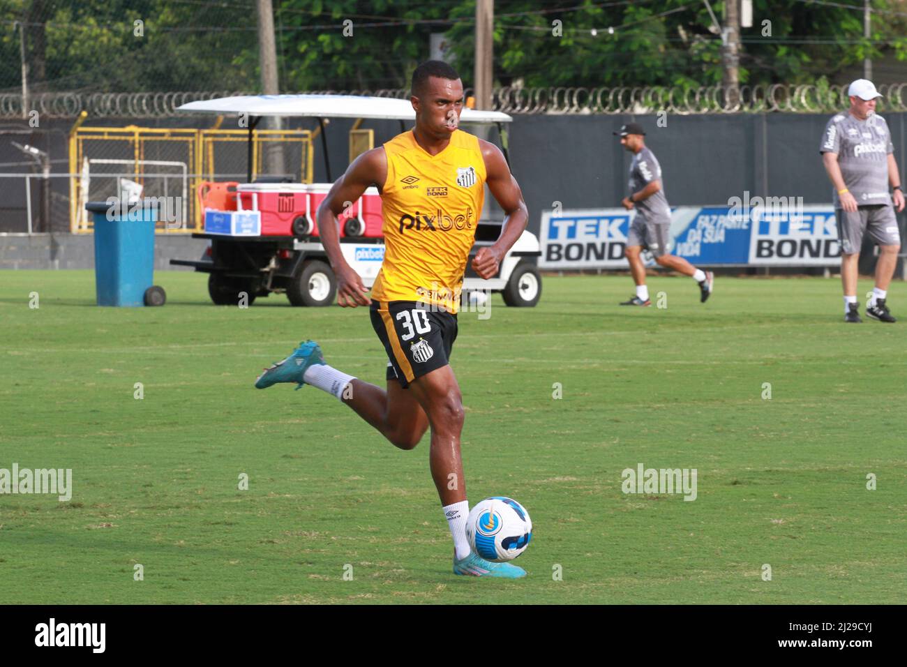 SP - Santos - 03/30/2022 - SANTOS FC, TRAINING - Lucas Braga Santos ...