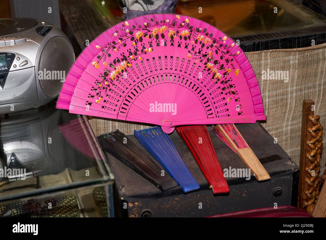 Cattail fan hi-res stock photography and images - Alamy