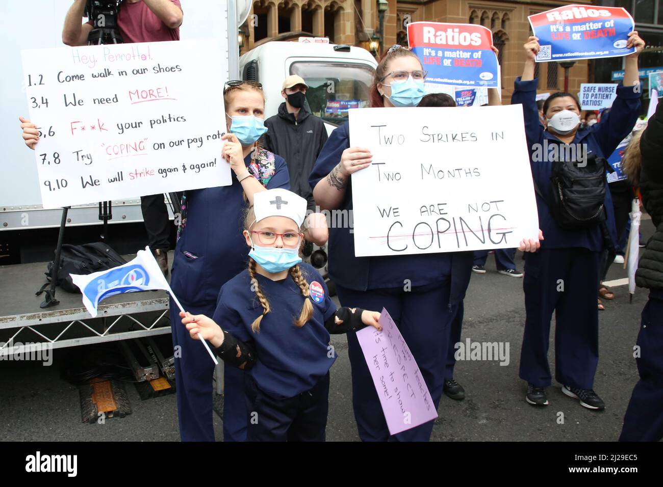 March with midwives 2022 hi-res stock photography and images - Alamy