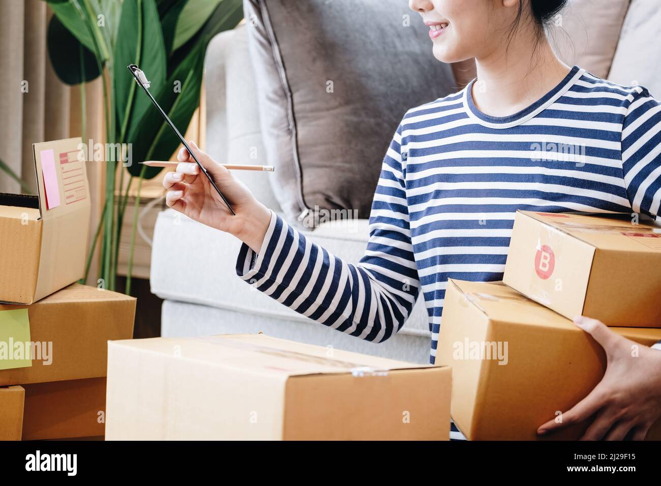 Parcel documents hi-res stock photography and images - Alamy