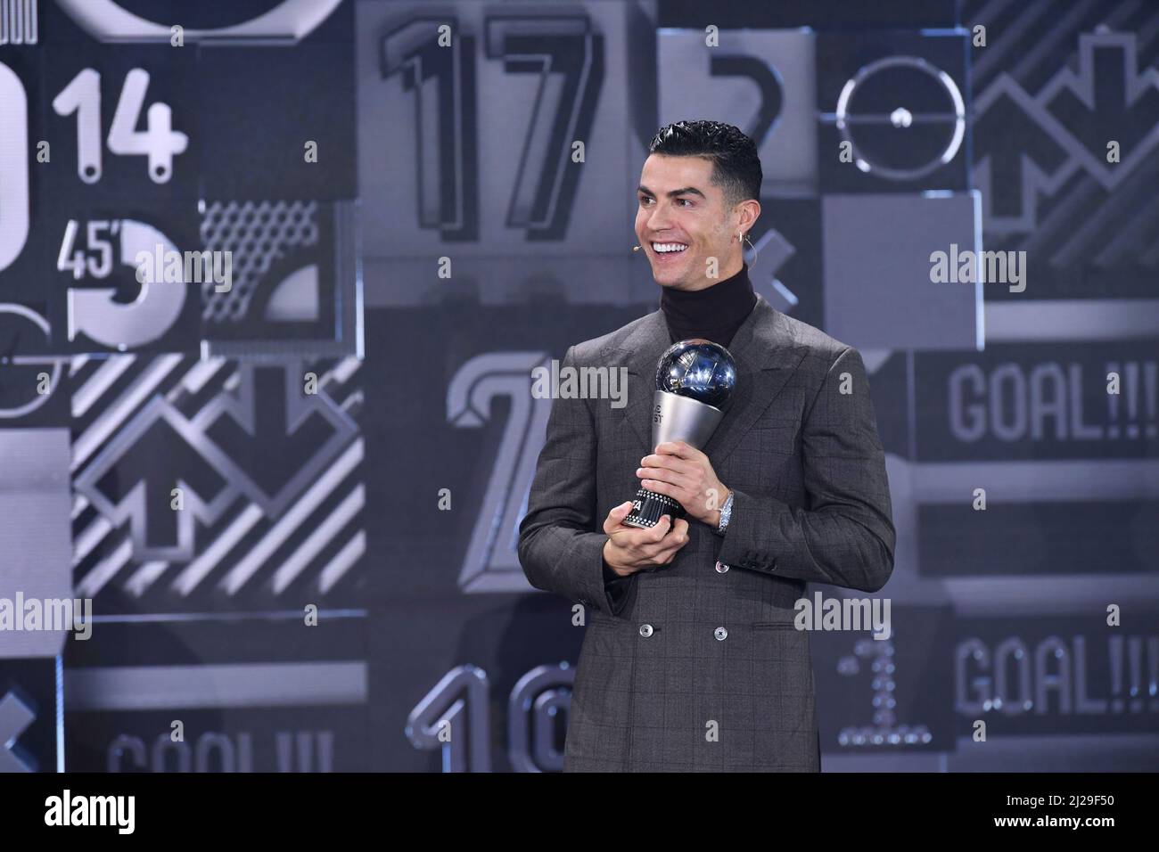 Cristiano ronaldo award hi-res stock photography and images - Alamy