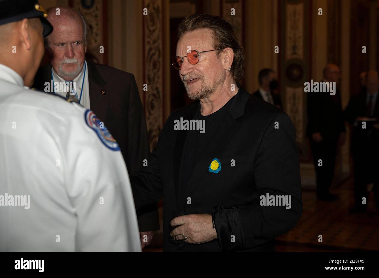 Bono singer 2022 hi-res stock photography and images - Alamy