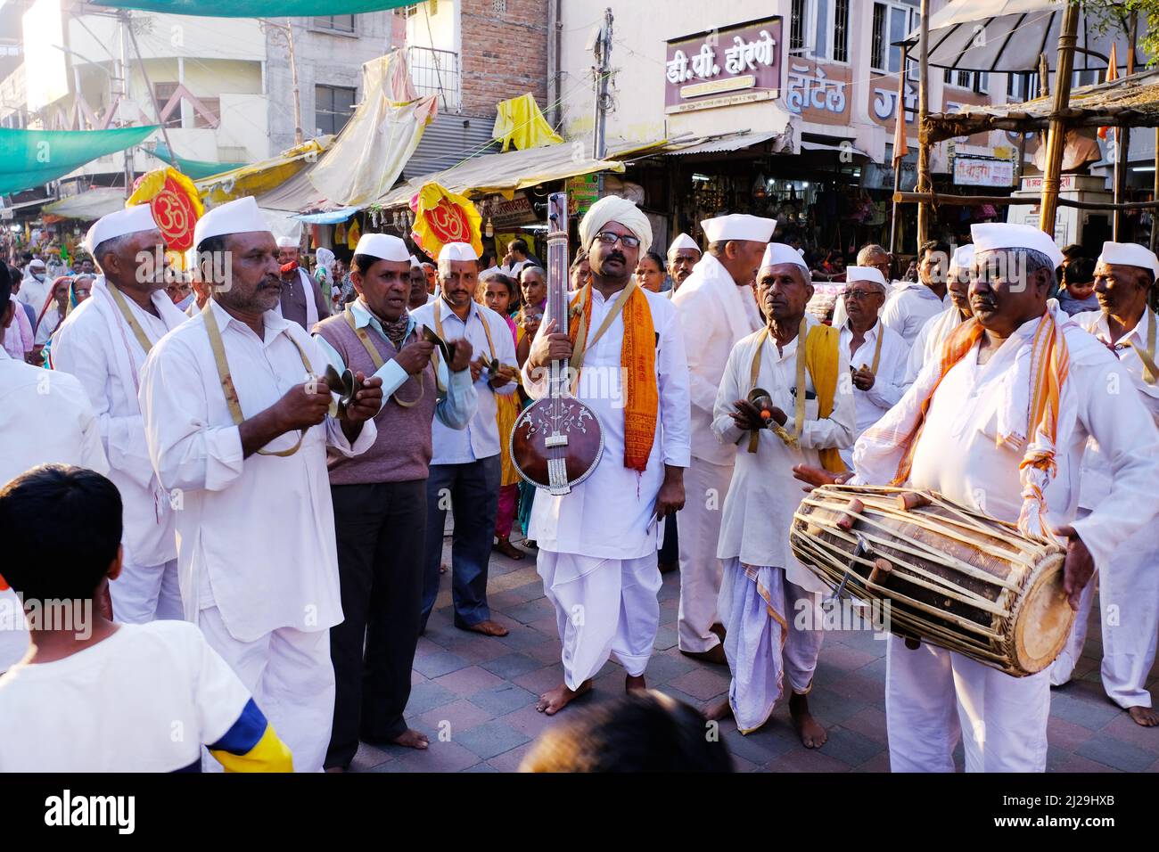 PANDHARPUR, MAHARASHTRA, INDIA, 27 February 2022, Procession of Varkari ...