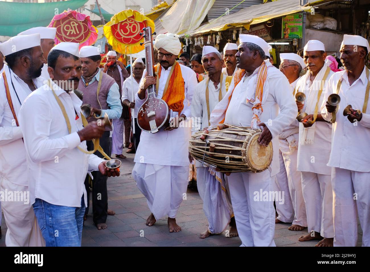PANDHARPUR, MAHARASHTRA, INDIA, 27 February 2022, Procession of Varkari ...