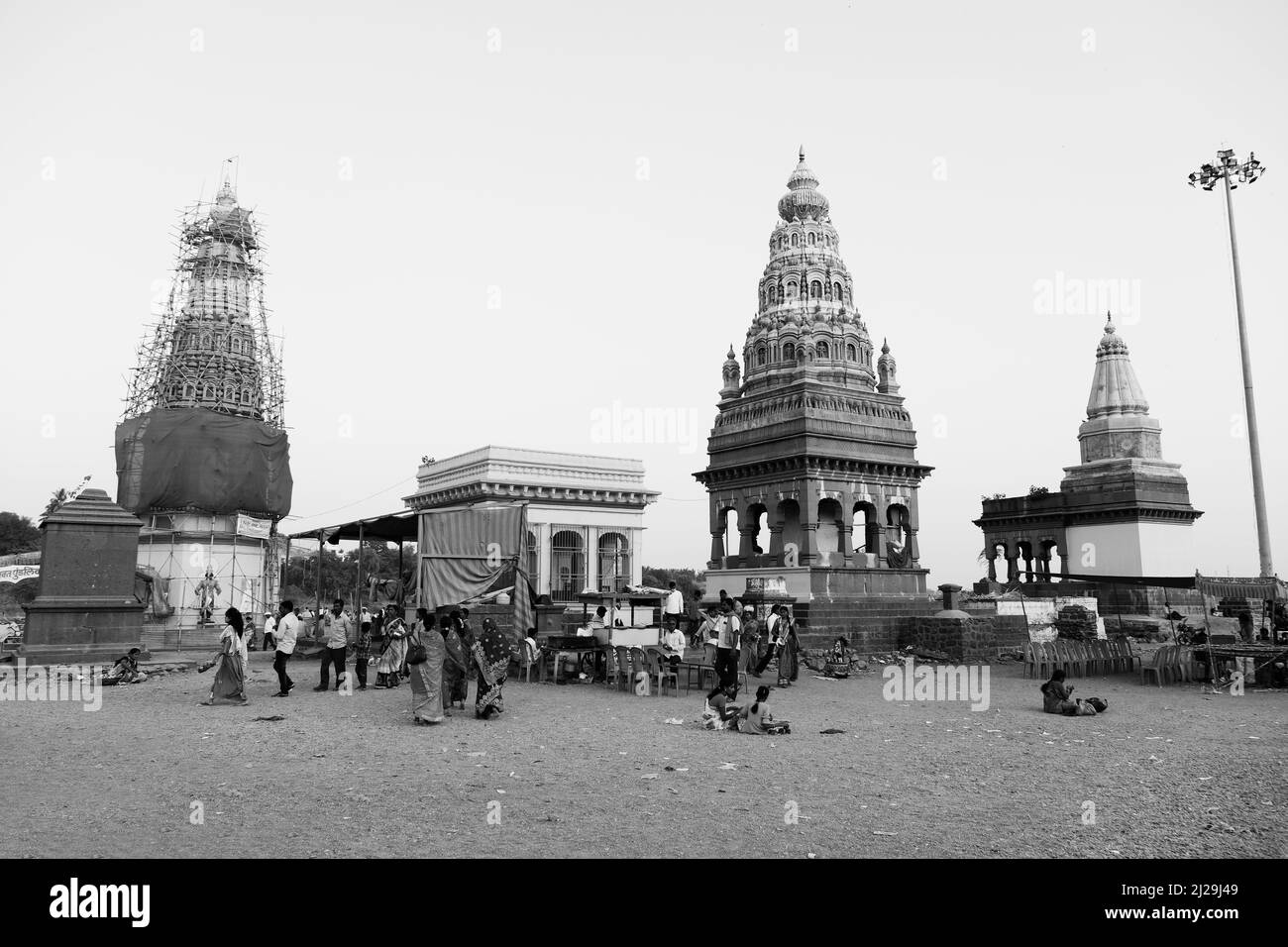 Vitthal temple pandharpur Black and White Stock Photos & Images - Alamy