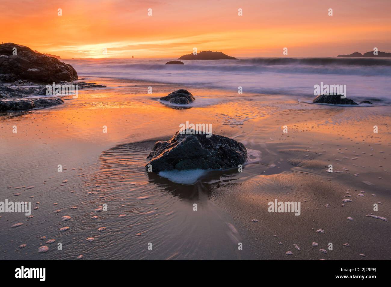 Marshall beach san francisco hi-res stock photography and images - Alamy