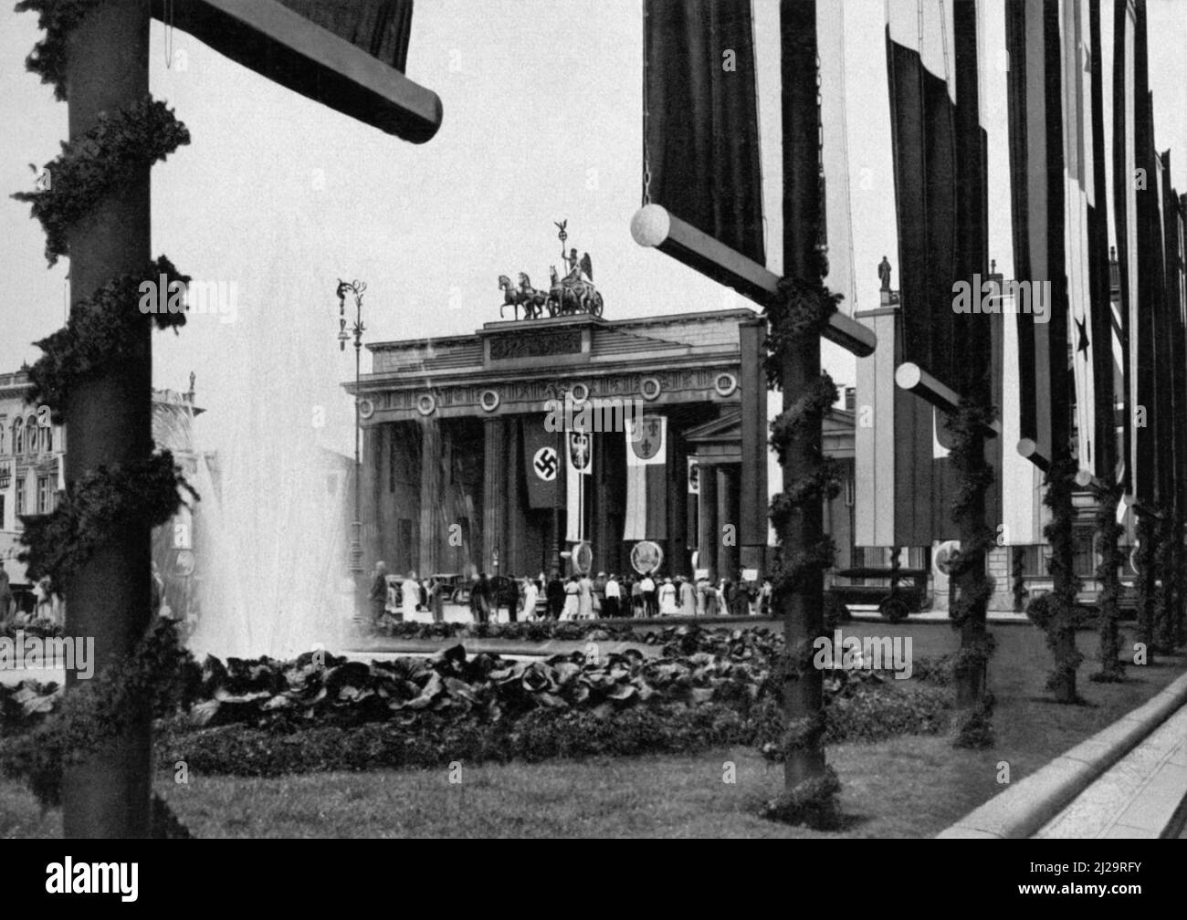 Nazi germany brandenburg gate hi-res stock photography and images - Alamy